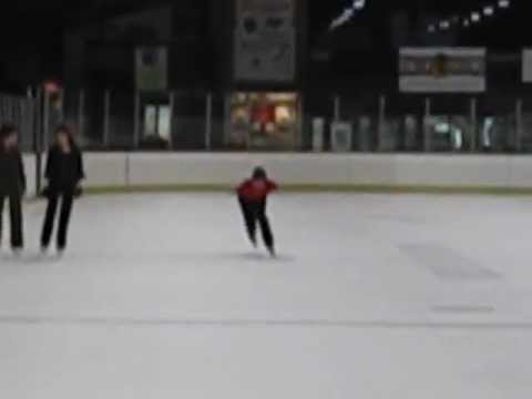 David @ Oakton 3/23/12 speedskating practice-head on - YouTube