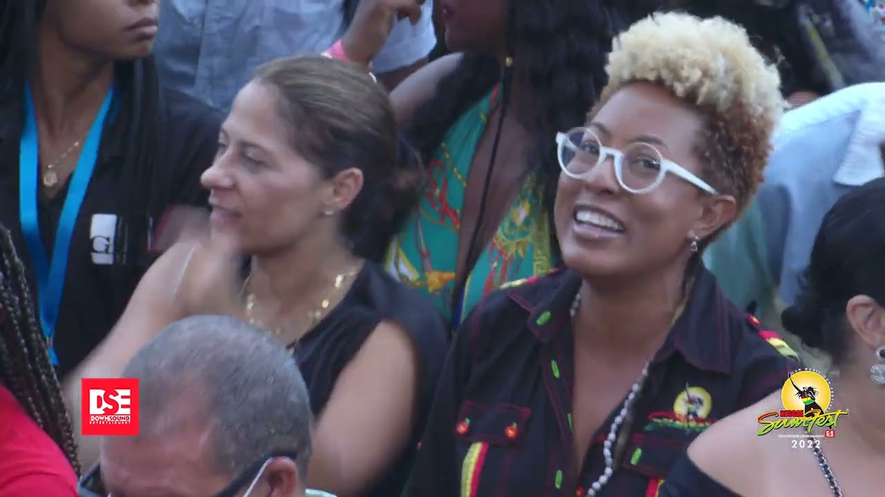 Dave Kelly Tribute (DJ Set) - Reggae Sumfest 2022 - YouTube