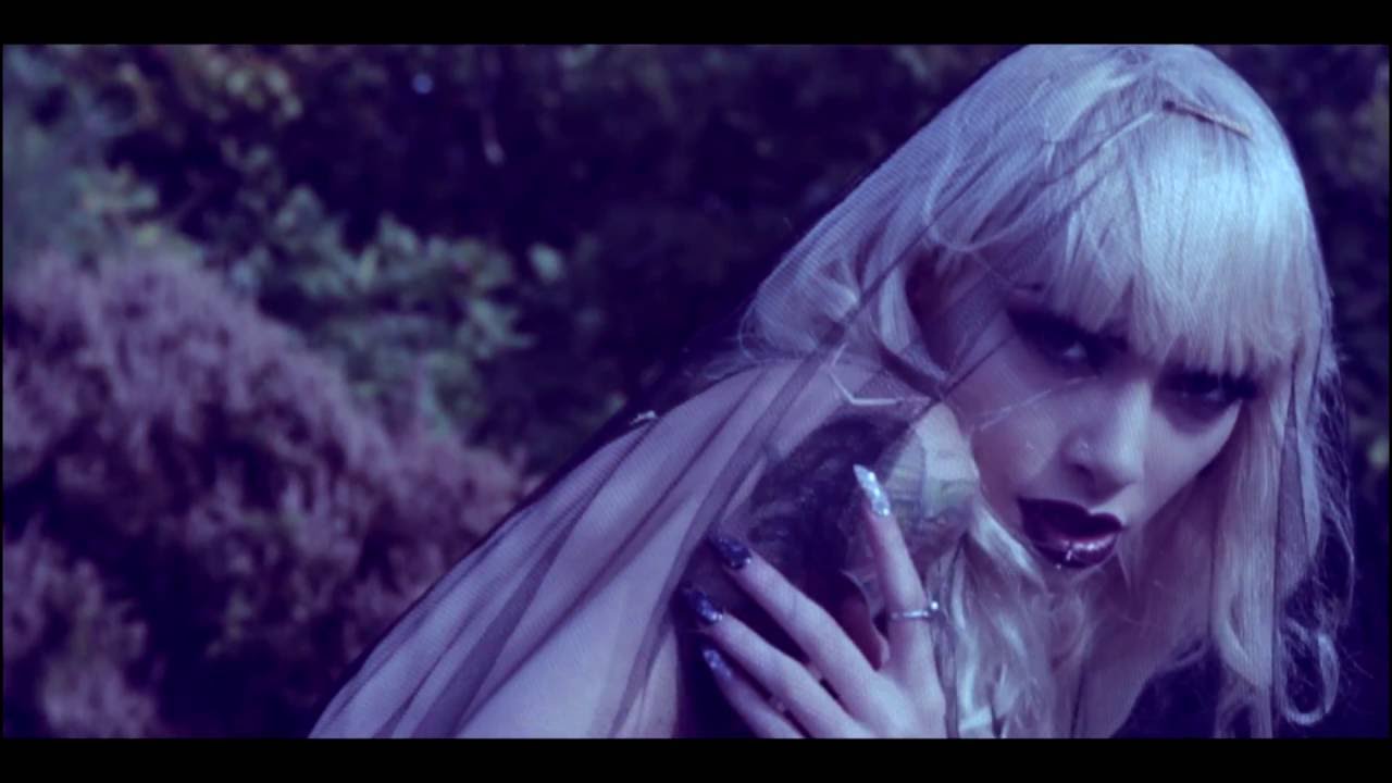 Remon Berkers Photography with Virus Infekt - YouTube