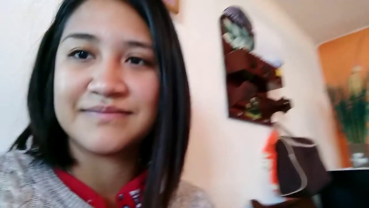 ASMR VLOG DÍA DE REYES / VLOG SUSURRADO / SPANISH WHISPERS ~ASMR ILYN - YouTube