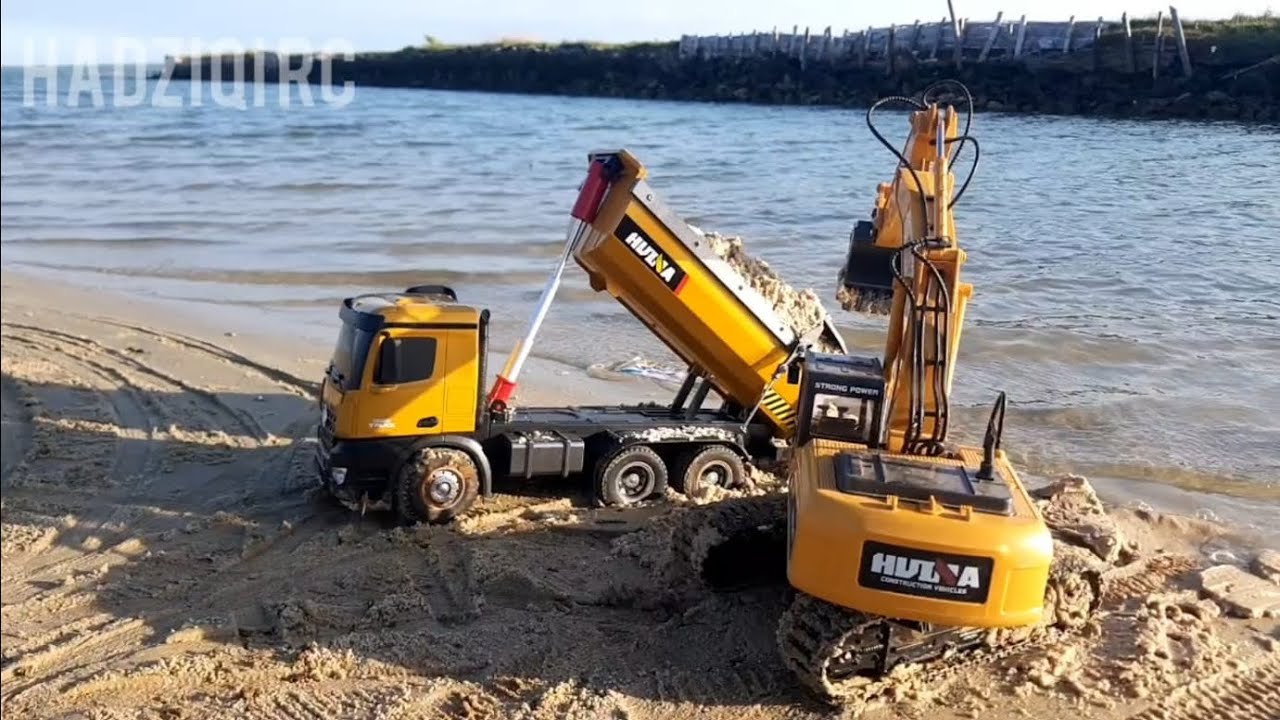 Proyek dermaga di pantai keris| #truck #excavator #rcexcavator - YouTube