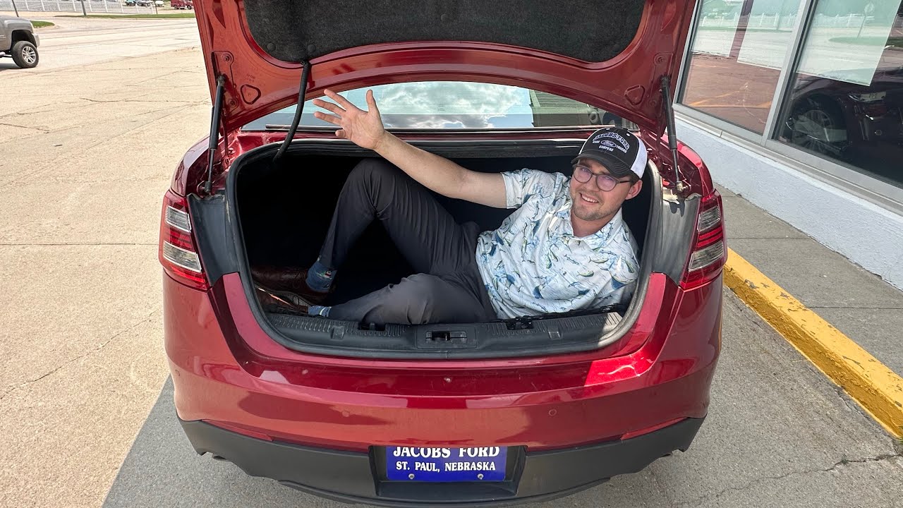 Ford Taurus Trunk Capacity