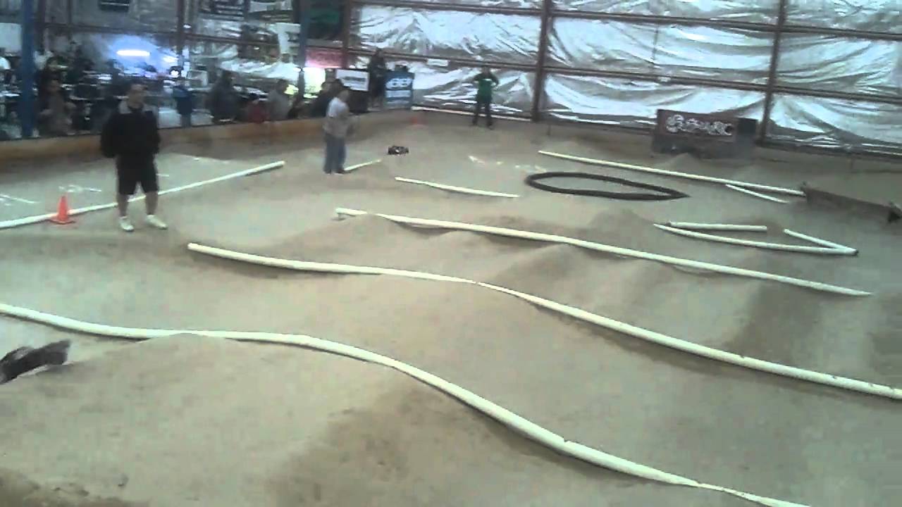 Novice Class A-Main at 702 RC Raceway.3gp - YouTube