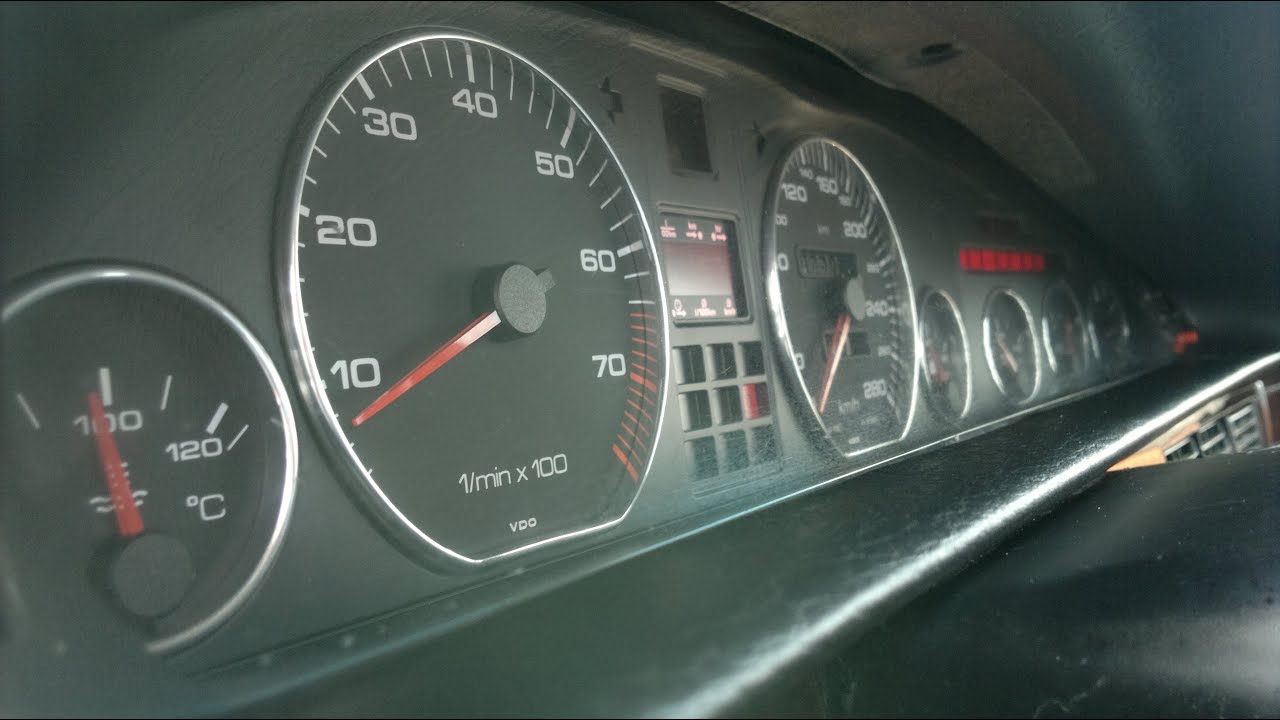 Audi V8 D11 4.2L 1993r interior closeup - YouTube