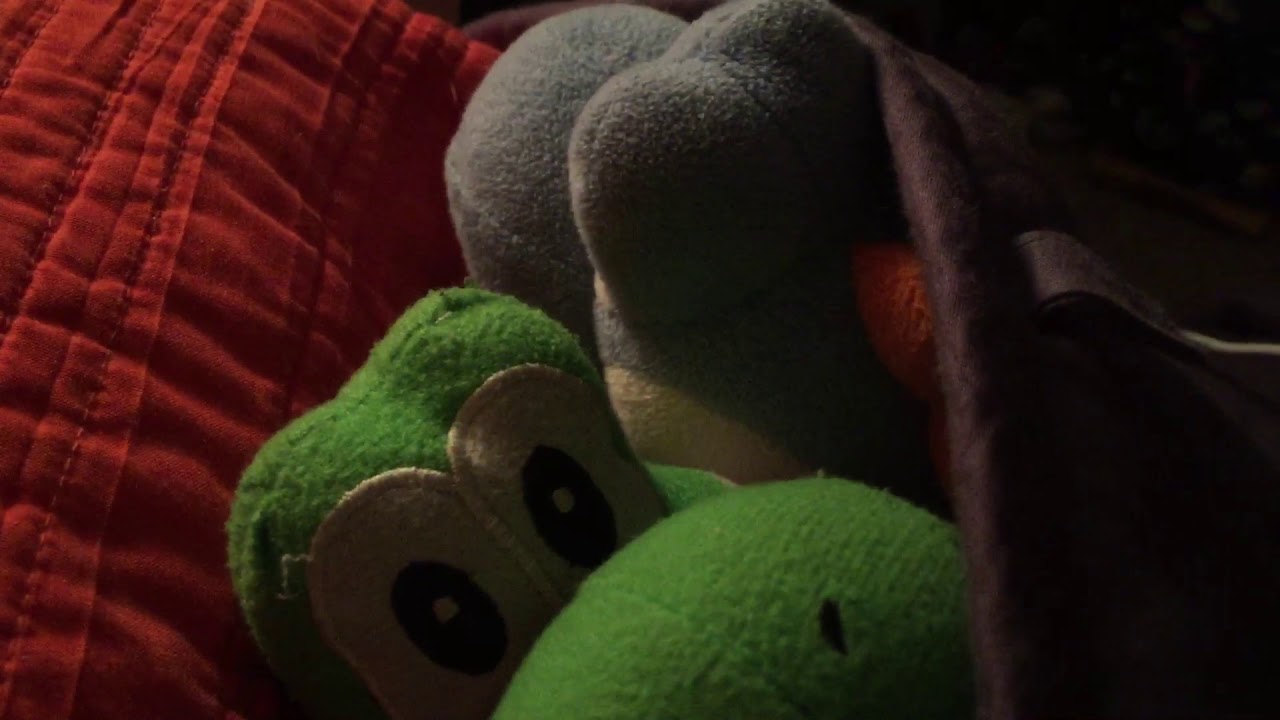Green Yoshi And Blue Yoshi Sleep - YouTube