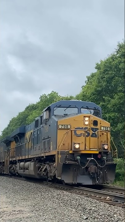 CSX 798 with amazing NF K5LA - YouTube