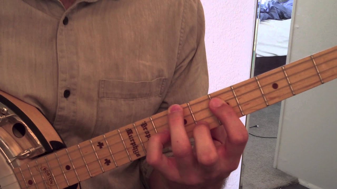 Tenor Banjo Lesson: Two Ways to Play a Minor 7 Chord (CGDA Tuning ...