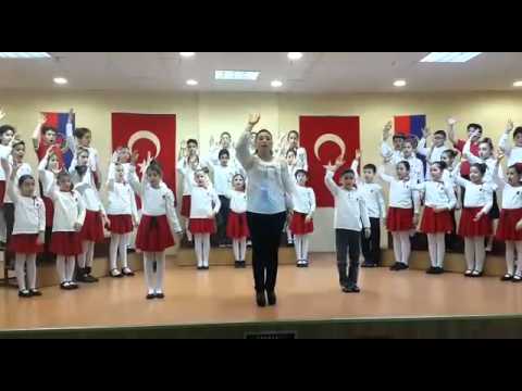 Bizim okulun İstiklal Marşı Beden Dili.