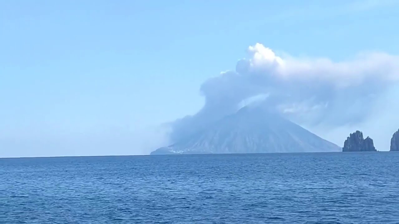 Stromboli volcano looks 'lively' from afar as lava spills into sea ...