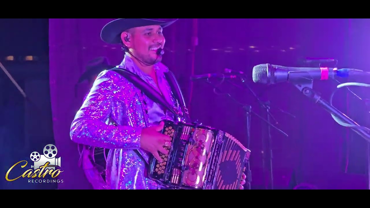 Los Novillos de la Sierra en Vivo 2025 - YouTube