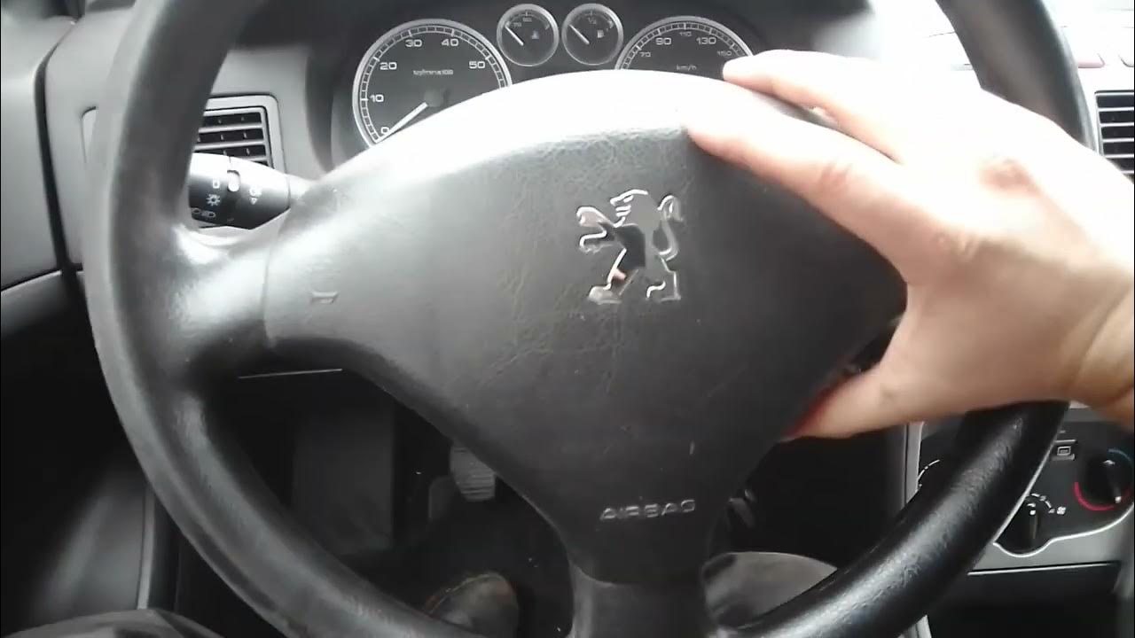 Demontaż poduszki Peugeot 307 - YouTube