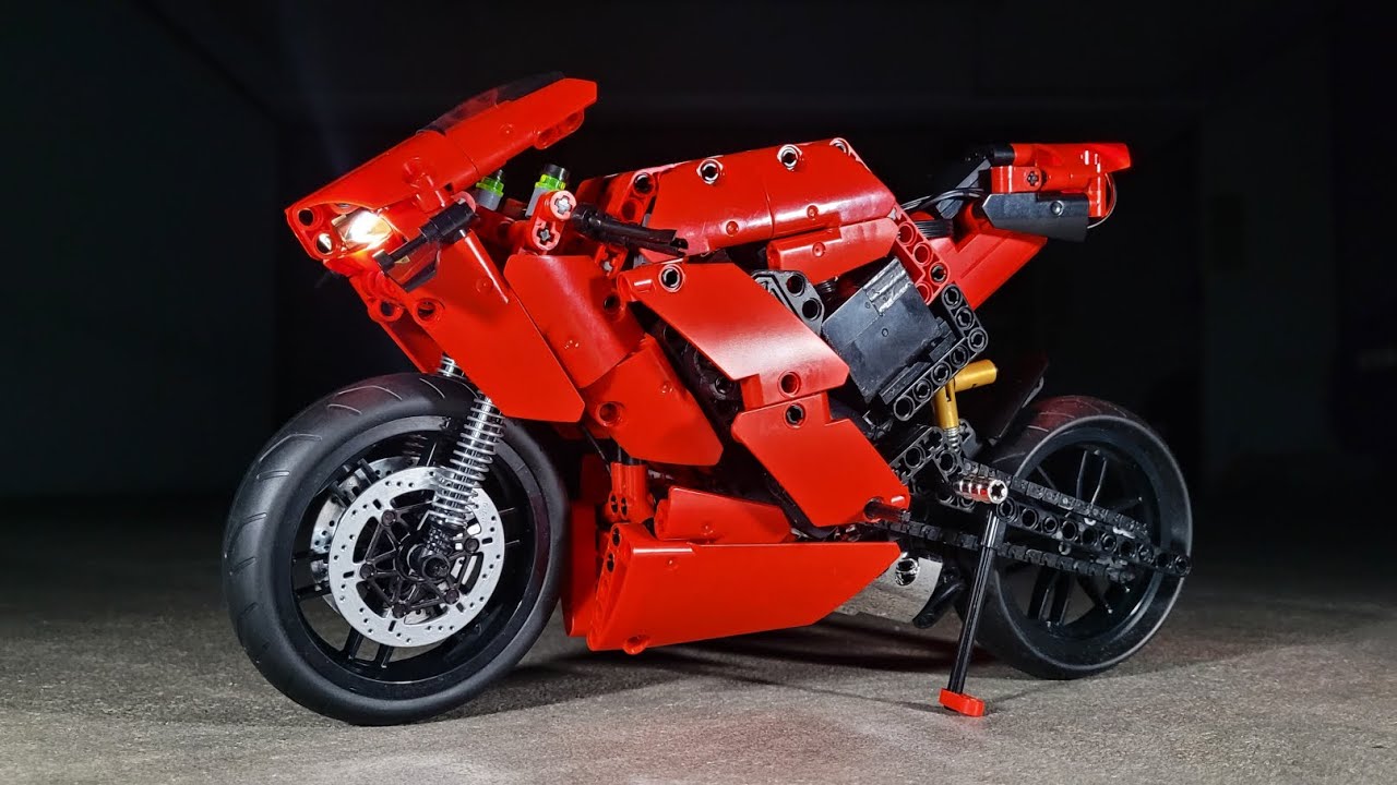 RC Ducati Panigale [16:9, 4k30] - YouTube