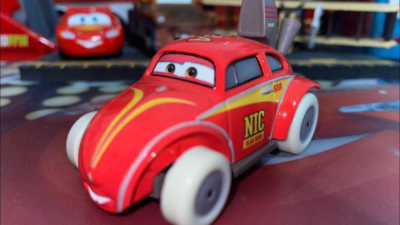 Mattel Disney Cars On The Road - Royce Revsley - YouTube