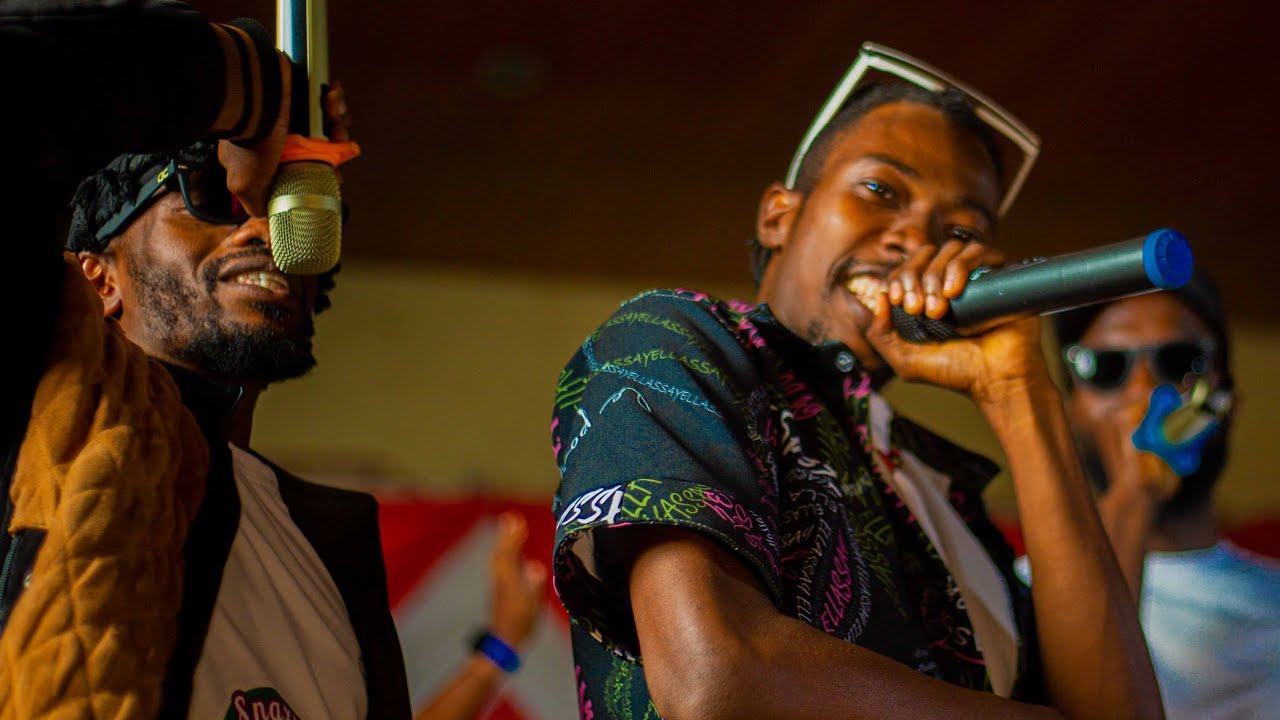 Maidawa, Snaxy, & Larabeey Live Performance (Hausa Hiphop Music ) - YouTube