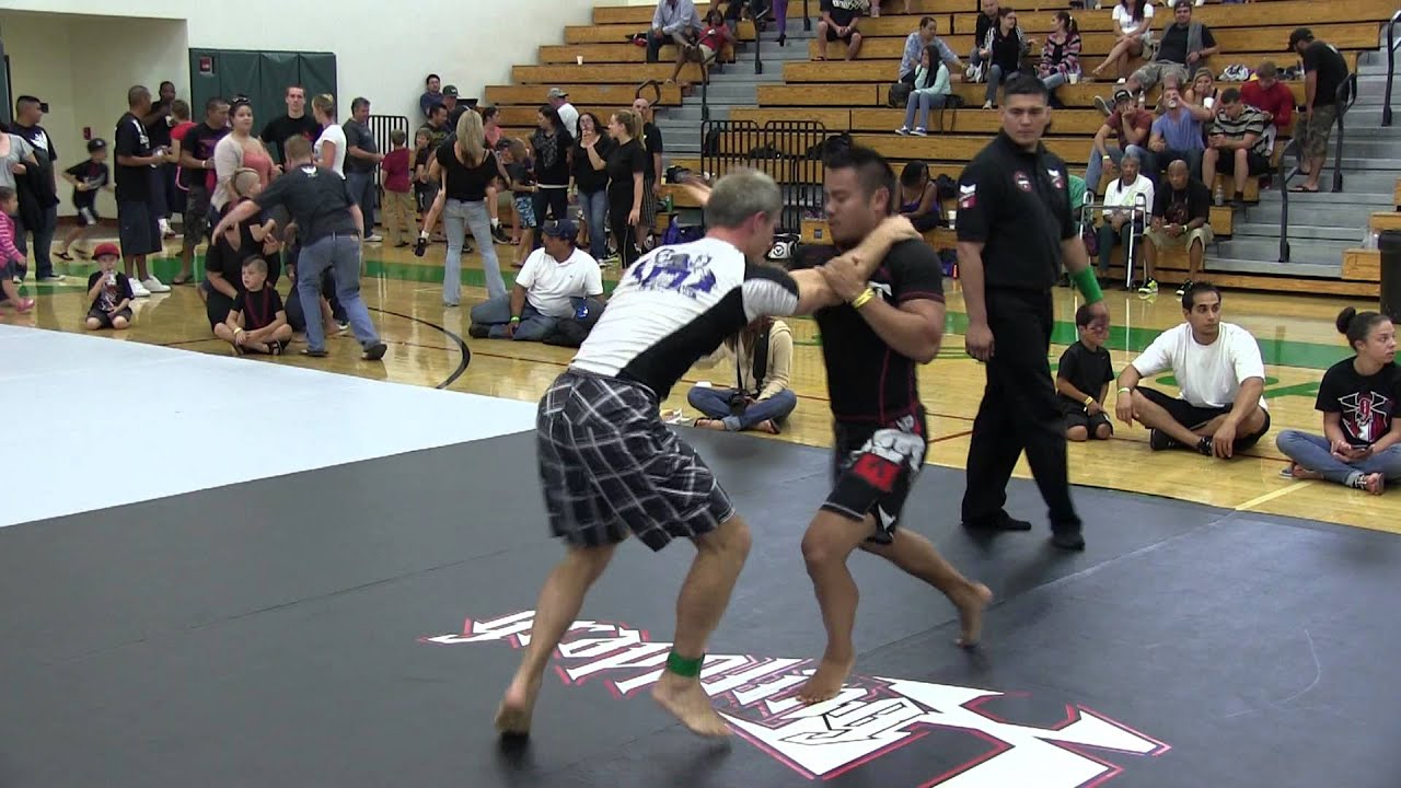 Grappling X 8/11/2013 Michael Sindici The Stronghold Vs. Eric Umali The ...