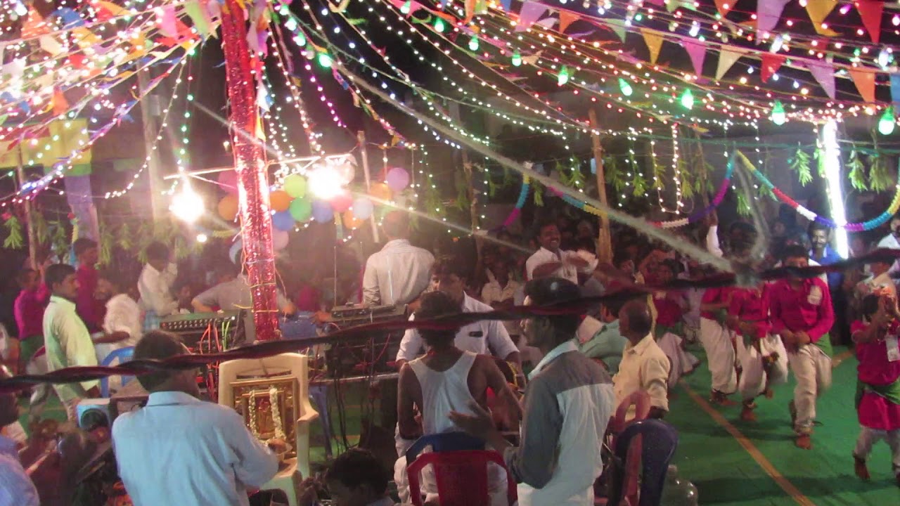 pandari bhajana songs/parmatma panduranga - YouTube