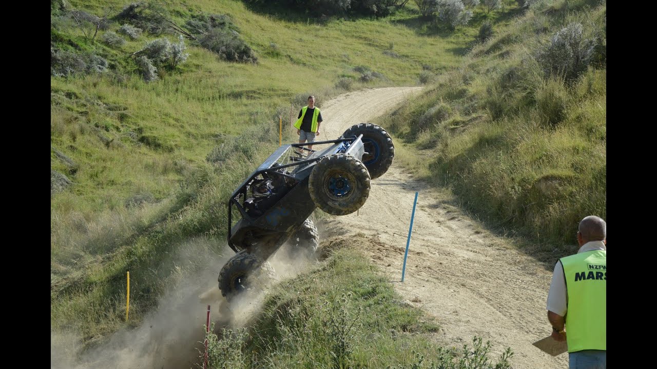 Nissan Spider Buggy at Rangiwhia 4x4 Trials 2015 - YouTube