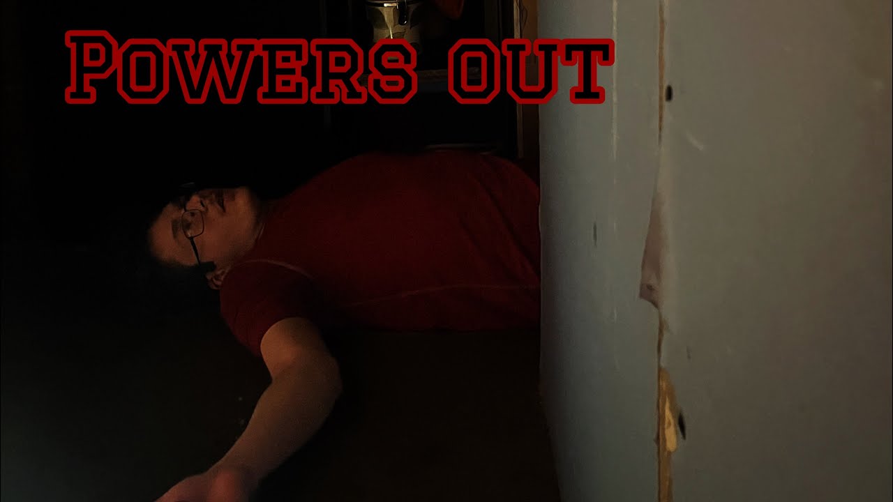 Horror short film | Powers out - YouTube