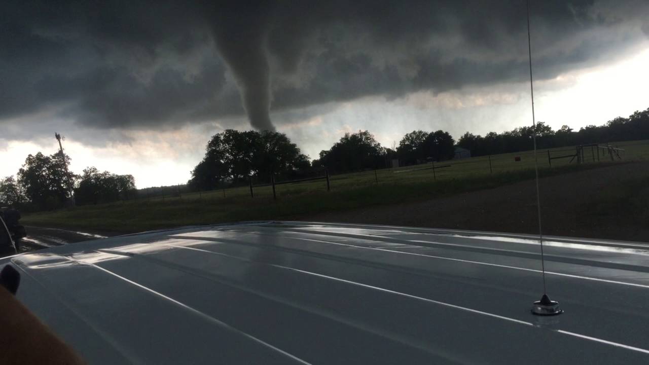 Tornado at Katie, Oklahoma, May 9, 2016. Clip. - YouTube