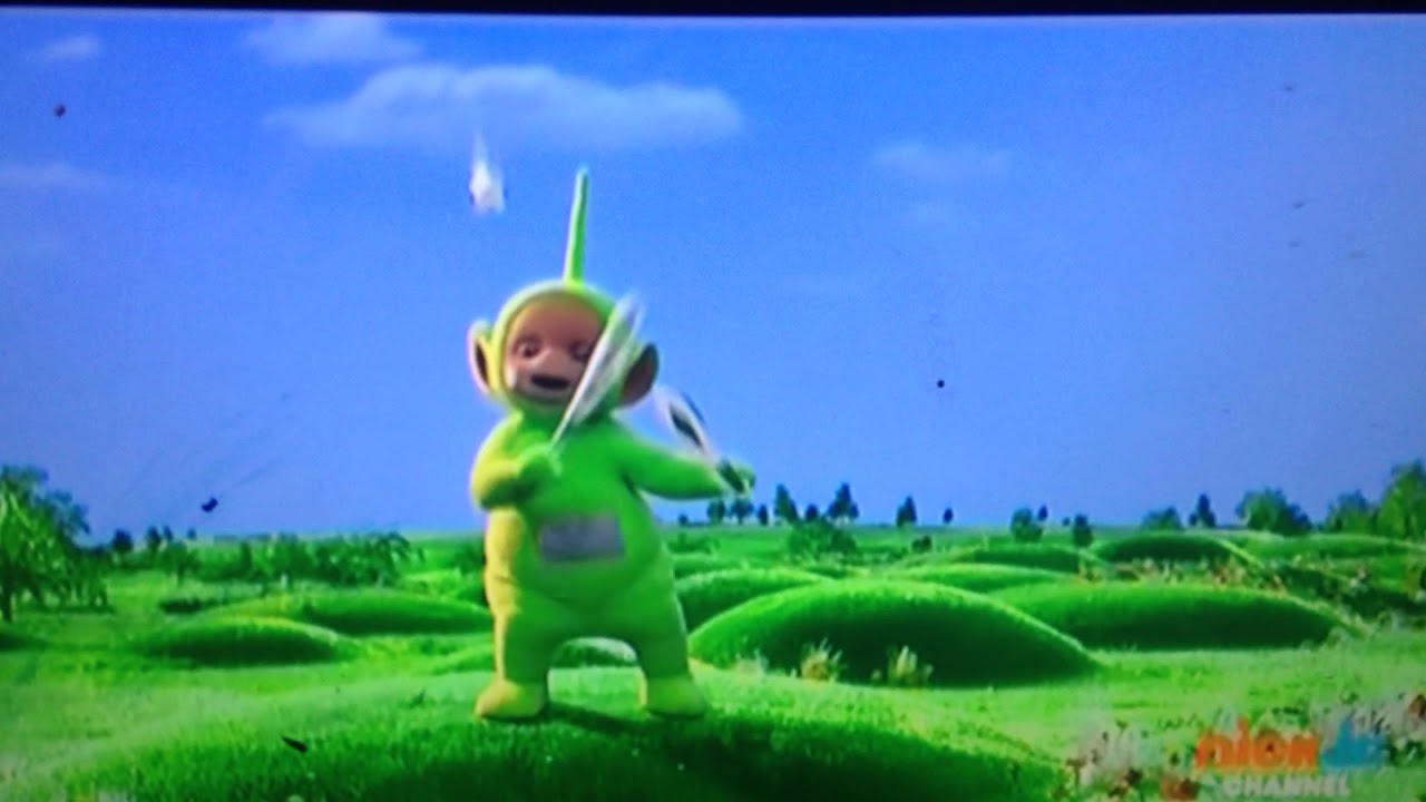 Teletubbies Circus: Dipsy Juggling - YouTube