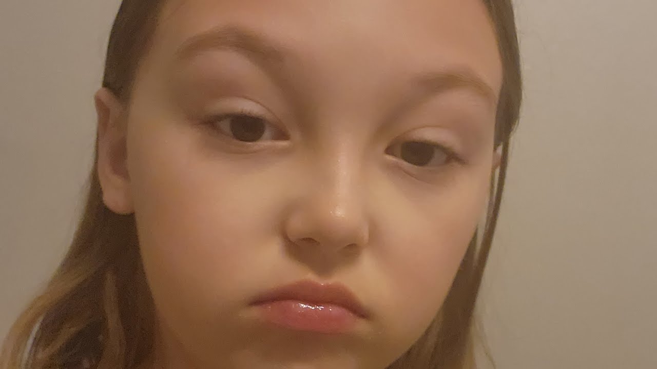 sunday makeup routine (makeup of a ten year old) *NEW CONCEALER* - YouTube