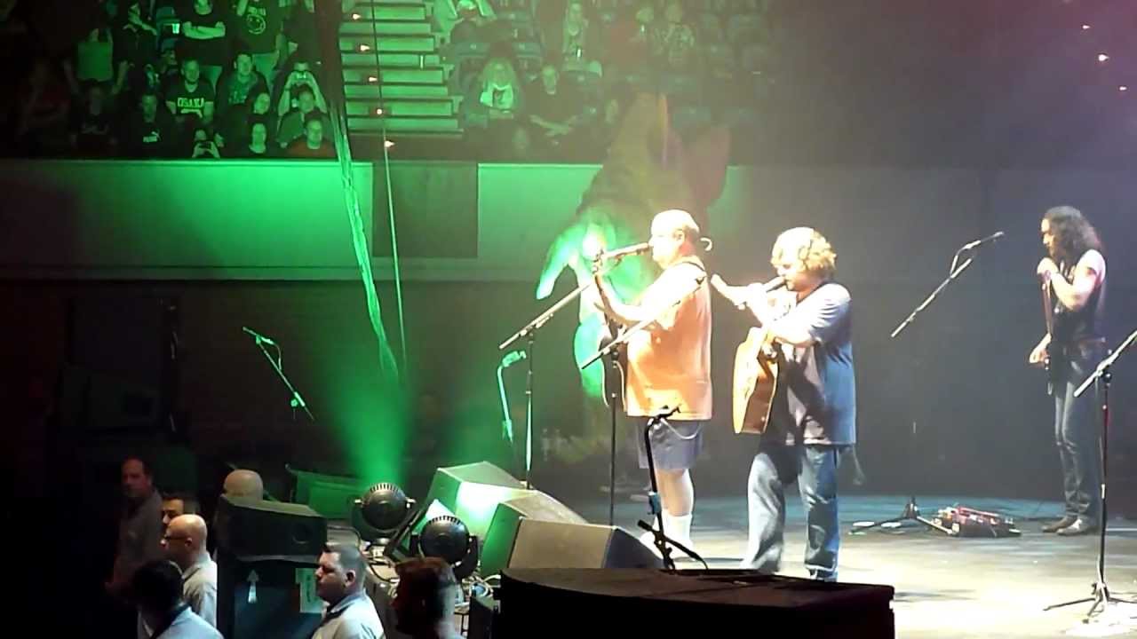 Tenacious D - Deth Starr (live @ Hamburg 2012) - YouTube