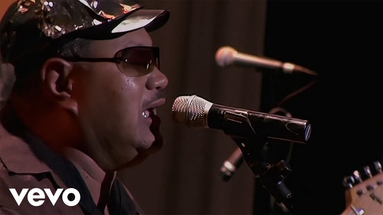 Ardijah - E Ipo (Live Performance Video) - YouTube