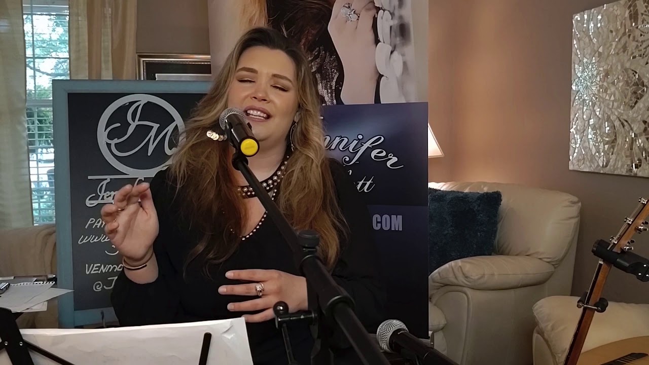 Don't Know Why (cover) performed by Jennifer Mlott - YouTube