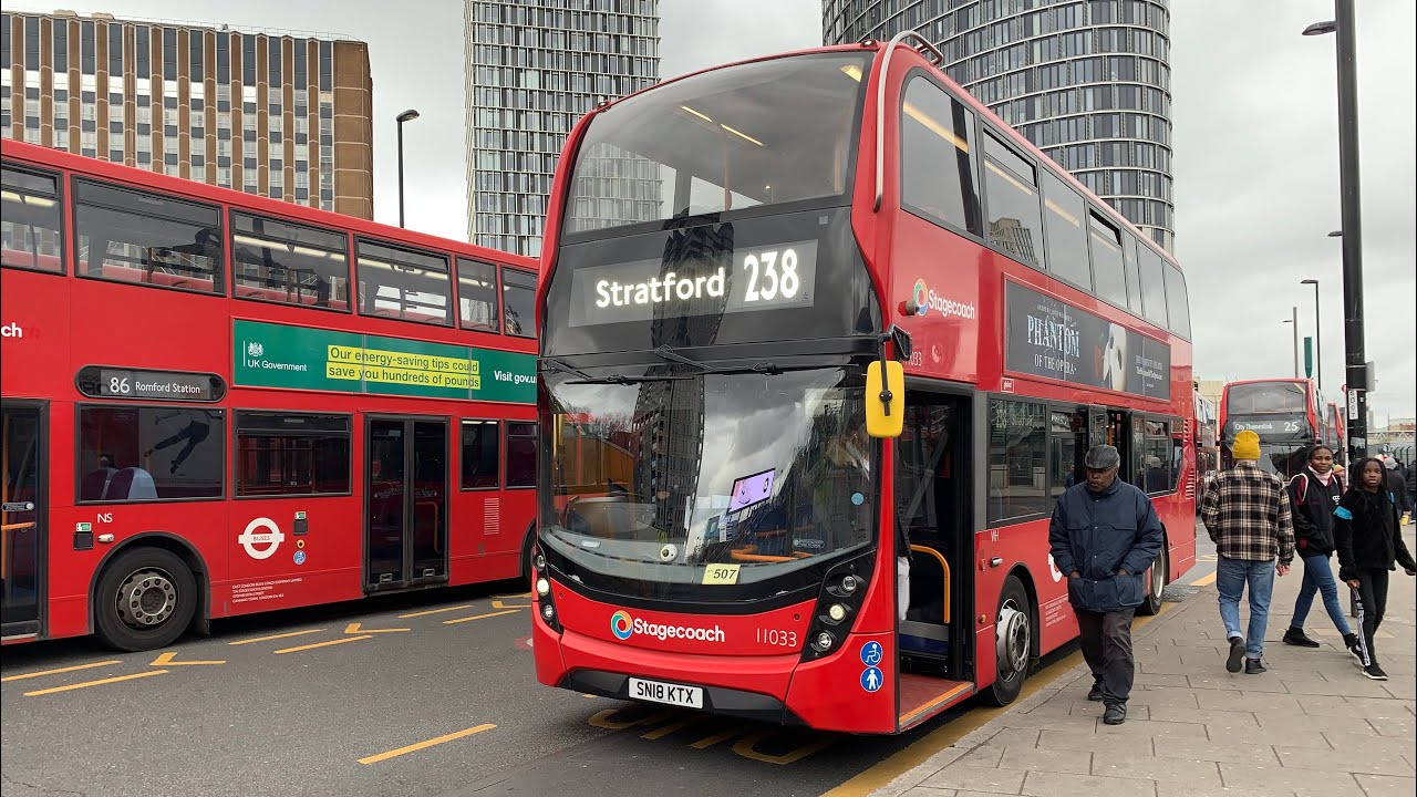 Stagecoach London journey on the 238 || 11033 (SN18KTX) Enviro 400 MMC ...