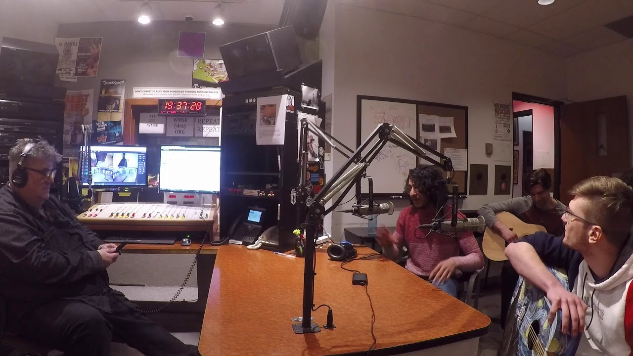 Nameless and Fameless live on WMSE Milwaukee 91.7FM with Tom Crawford ...