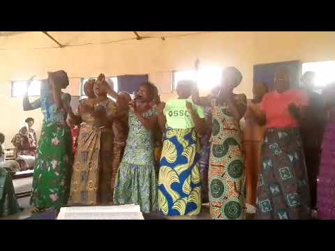 NTACYO NABURIYE MUMABOKO YAWE CHARALE ITURIRIMBIYE INDIRIMBO NZAZA CYANE AMAVUTA ARAZAMUKA