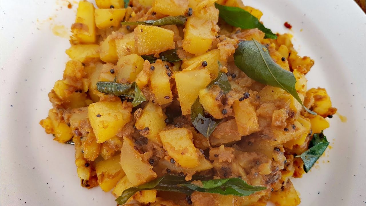 Potato fry in tamil/ potato poriyal / urulai kizhangu varuval/ potato ...