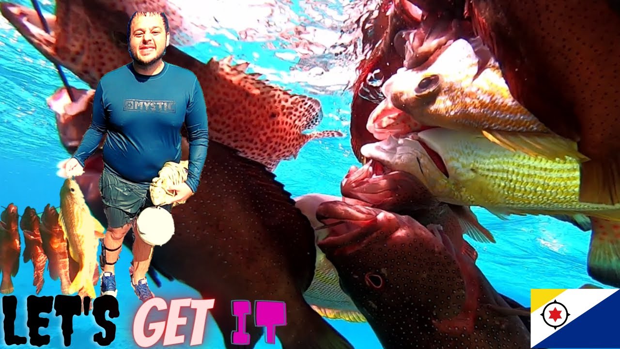 SNORKELING and FISHING with friends,. Catching strawberry groupers ...
