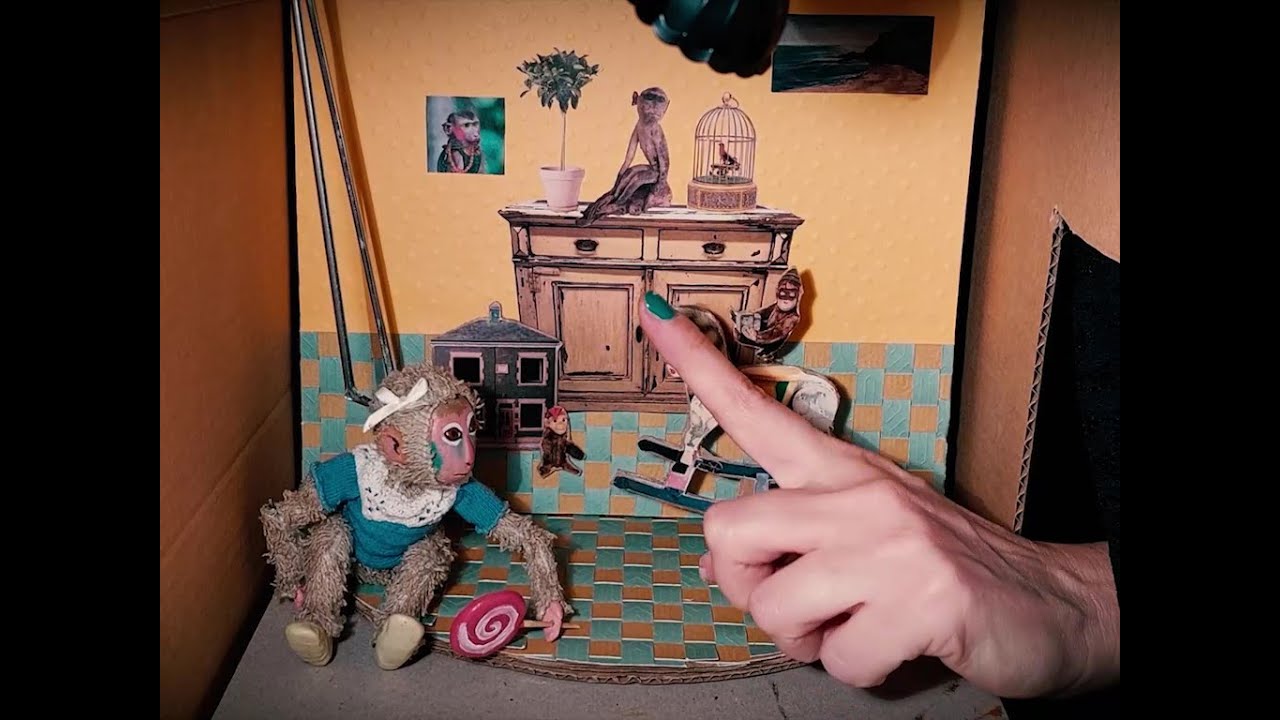 Miniature Monkey Puppets - Lambe Lambe Theatre Prototype - YouTube