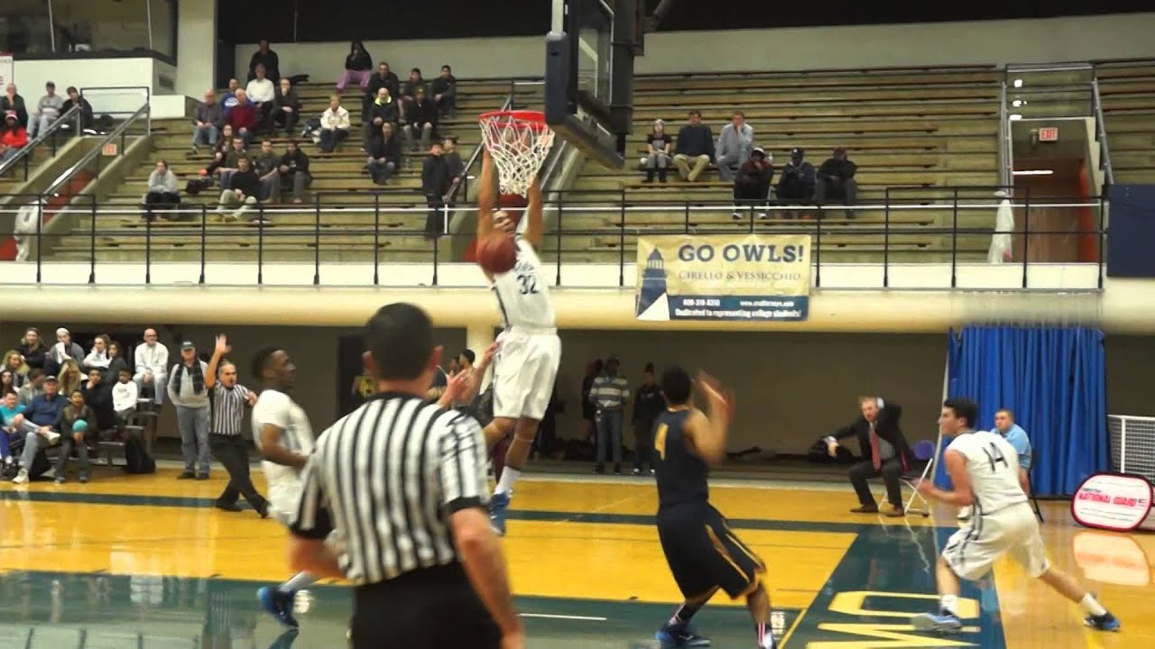 Luke Houston fastbreak layup vs Merrimack - YouTube