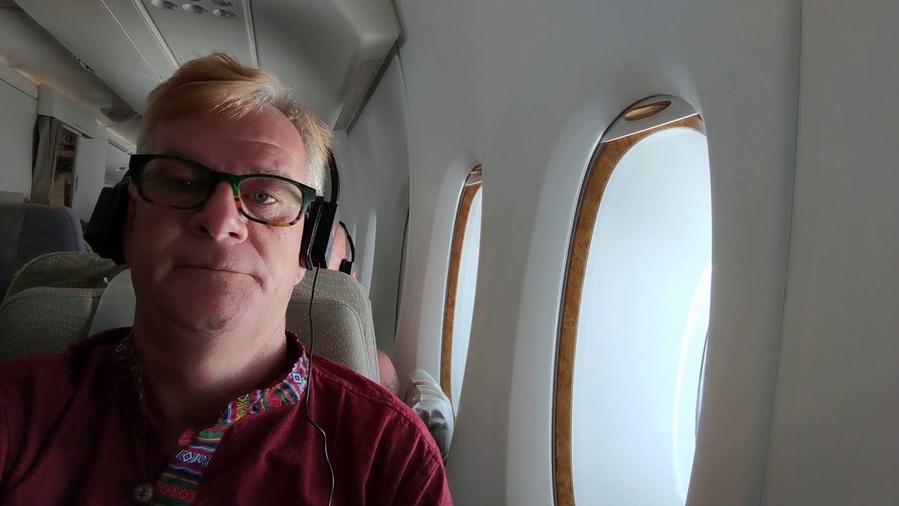 Emirates EK404. UK 30/08/18 - YouTube