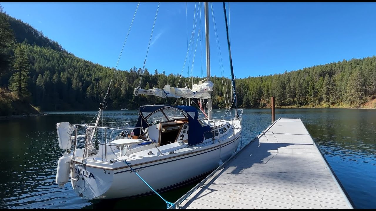 Catalina 30 Kokua Sailing Lake Pend Oreille First Day of October 2023 - YouTube