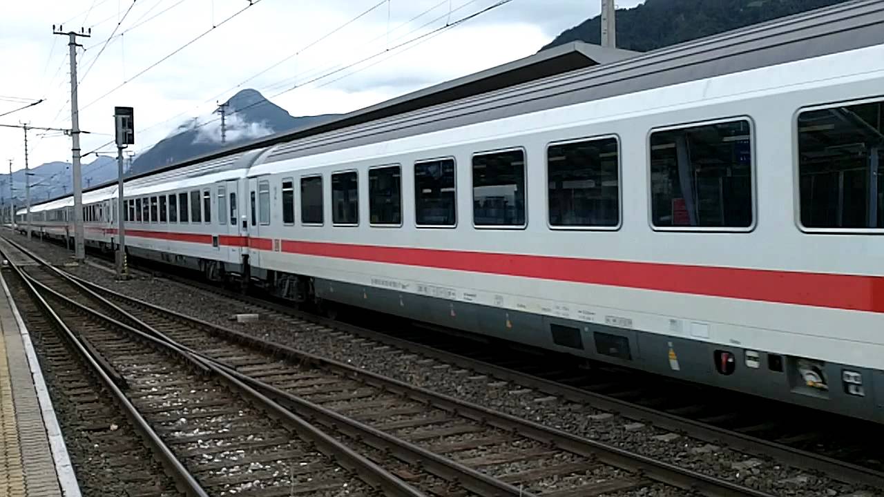 Eurocity Train Munich-Verona at Jenbach,Austria 11-6-2011 - YouTube