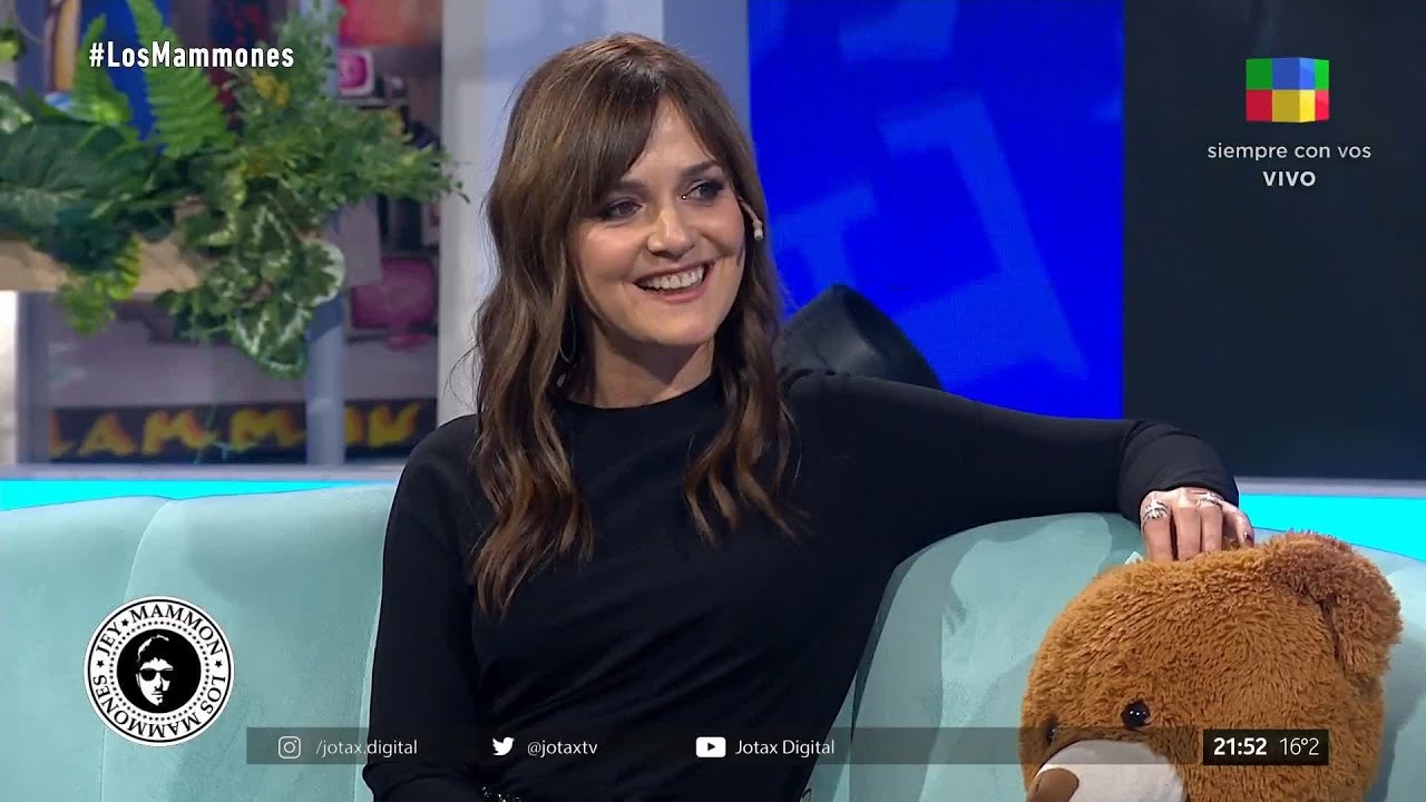 Andrea Pietra: "Soy una de las primeras chicas Pol-ka" - YouTube