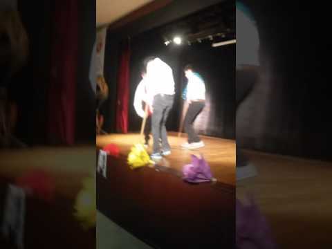 Seni Gidi Topal Videosu