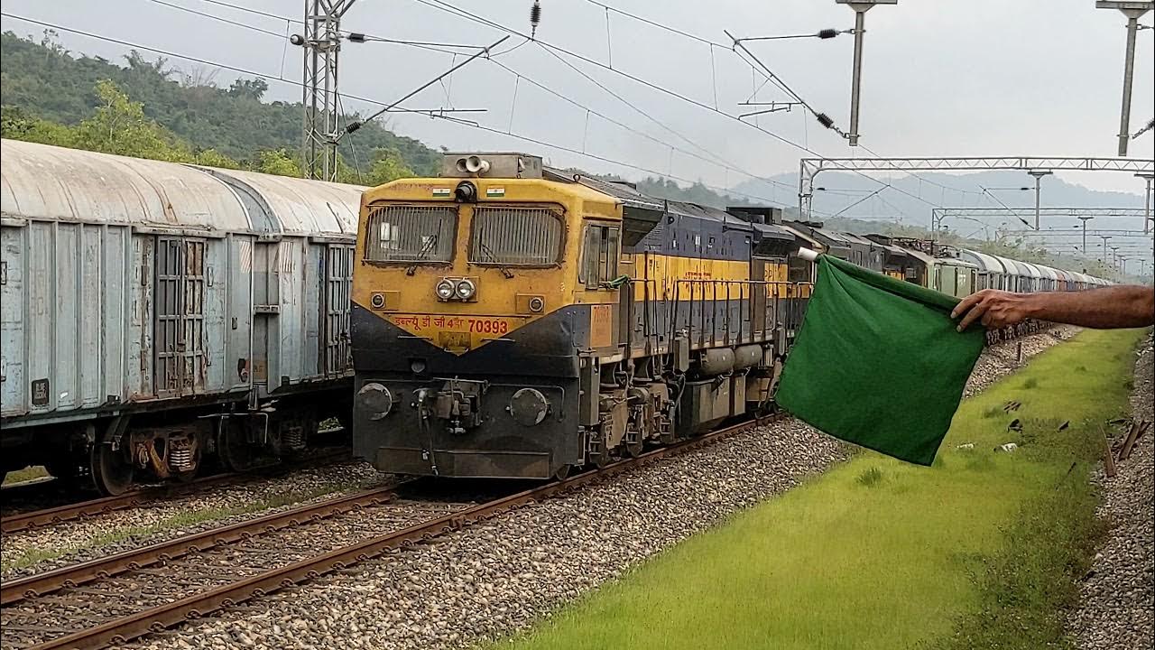 Hubli (UBL) WDG4 Twins and Ludhiana (LDH) WAG9 leading BCNHL Wagons - YouTube