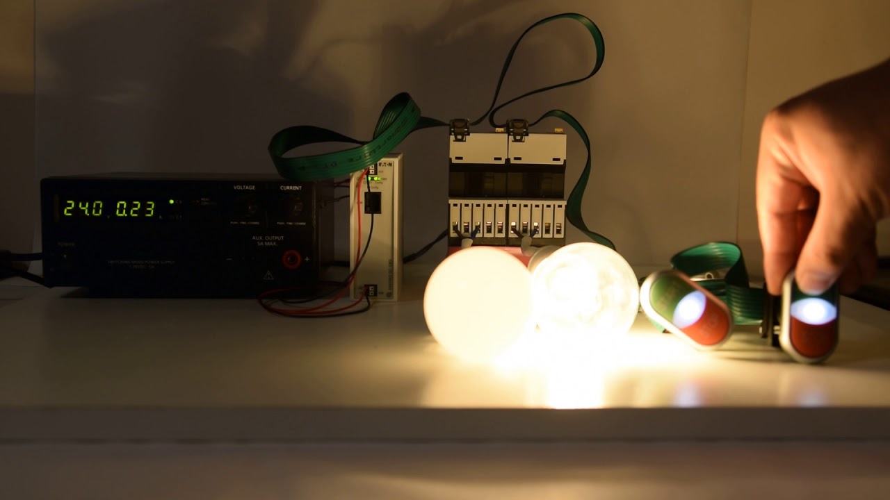 Eaton SmartWire-DT Demo by Gough Lui - YouTube