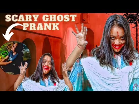 Scary *GHOST PRANK* On My Cousin Sister 👻☠️😅 || She cried 😱🤯 - YouTube