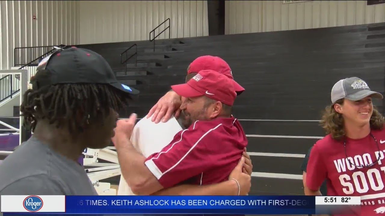 Hazen's Blayne Toll Commits to the Hogs - YouTube