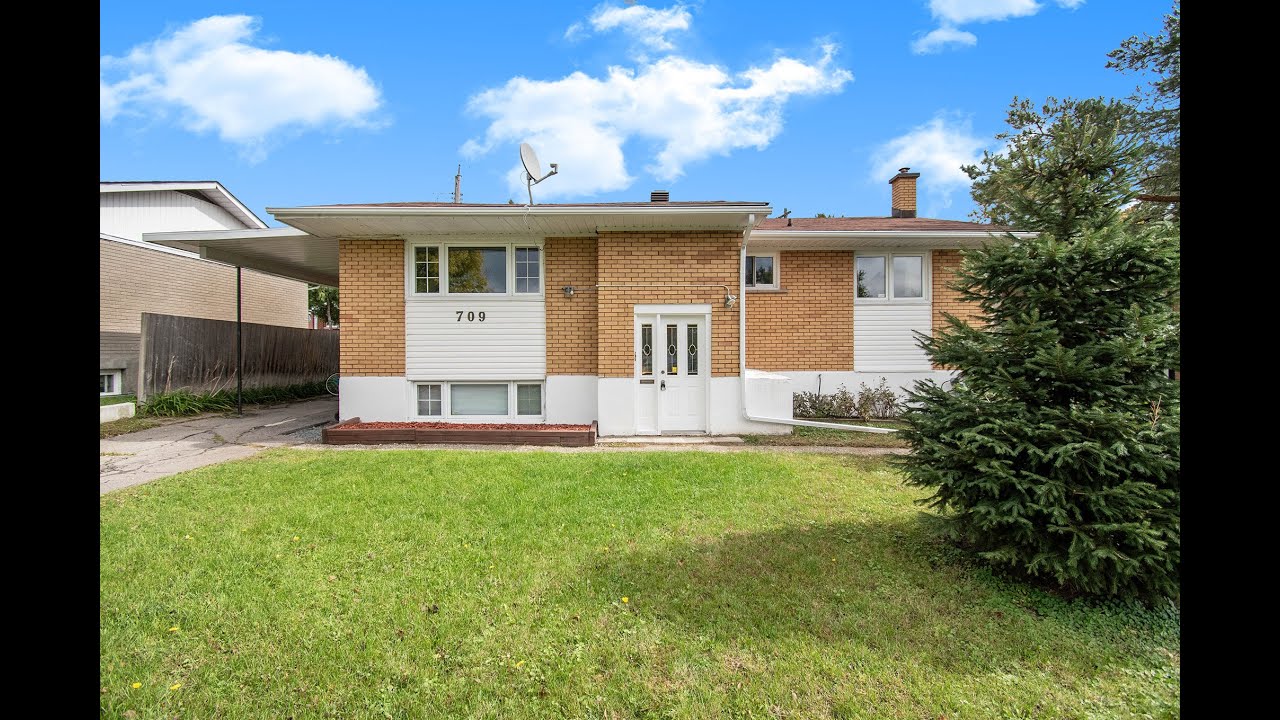 709 Luc, Ottawa, ON - YouTube