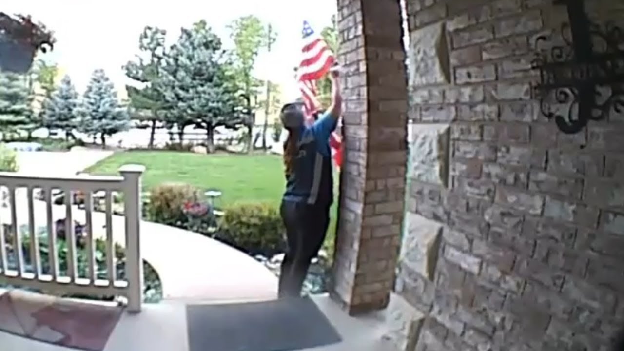 Video captures moment when Utah delivery driver honors American flag ...