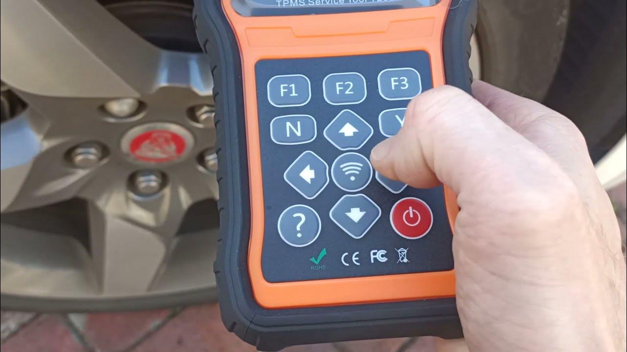 Easy TPMS Sensor Replacement and Cloning! Foxwell T2000 TPMS Tool - YouTube