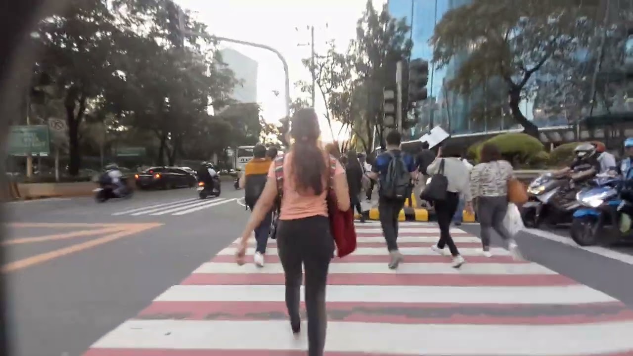 Walking From Tektite Tower To SM Megamall UV Express Terminal | On My ...