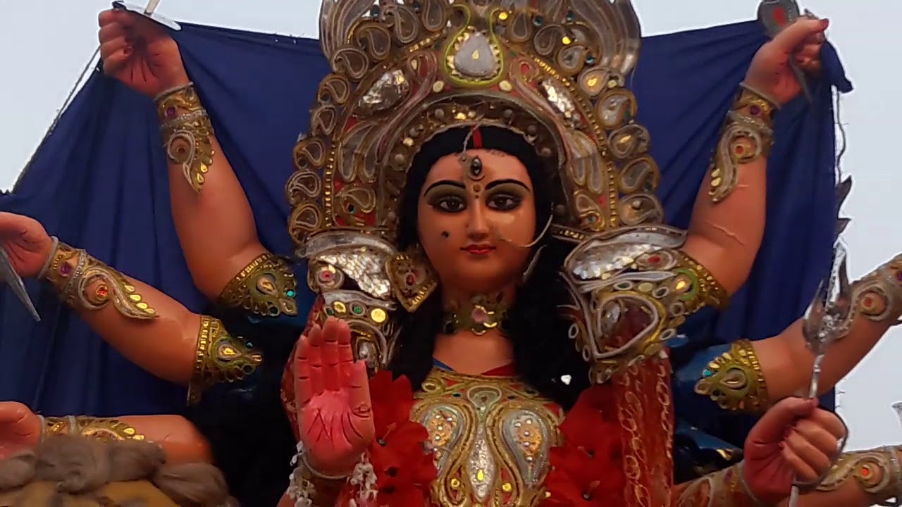 Jaithari line par durga visarjen - YouTube