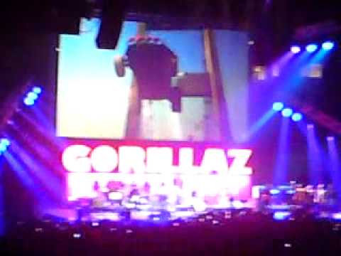 Gorillaz Escape To Plastic Beach Tour M.E.N (19/2000) - YouTube